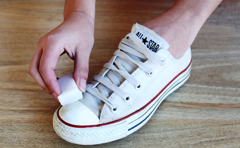 How to Clean White Shoelaces without Removing Them - Work Place Safety ...